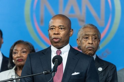 Mayor Adams Reveals Agreements with 11 NYC Unions, Including FDNY, Sanitation, NYPD - USA Now News